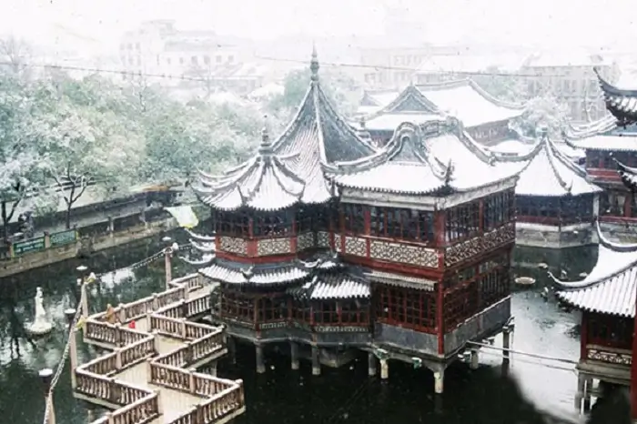 Explora El Jardín Yuyuan En Shanghái: Belleza Y Cultura China